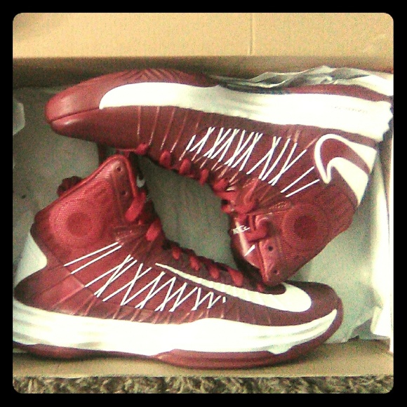 Nike | Shoes | Womens Nike Hyperdunk Tb | Poshmark